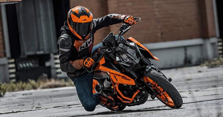 KTM 250 Duke Now Available in Striking All-Black Colour Scheme