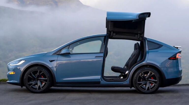 2026 Tesla Model X: Mild Design Tweaks, Same EV Power