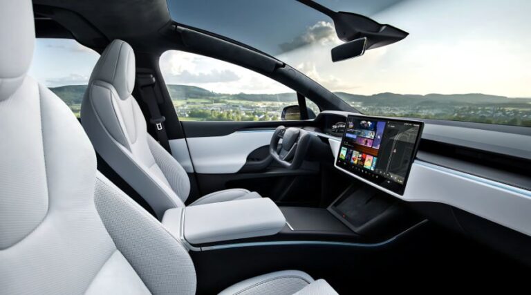 2026 Tesla Model X: Mild Design Tweaks, Same EV Power
